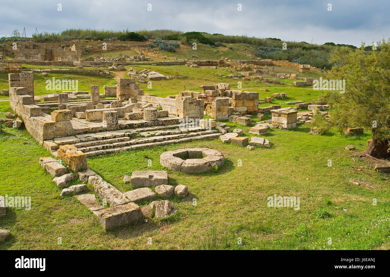historical temple europe sightseeing ruin emblem italy old historical ...