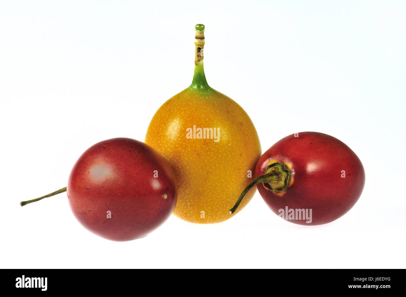 Granadillafrucht hi-res stock photography and images - Alamy