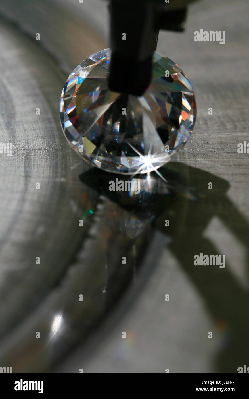 diamond on grinding wheel Stock Photo - Alamy