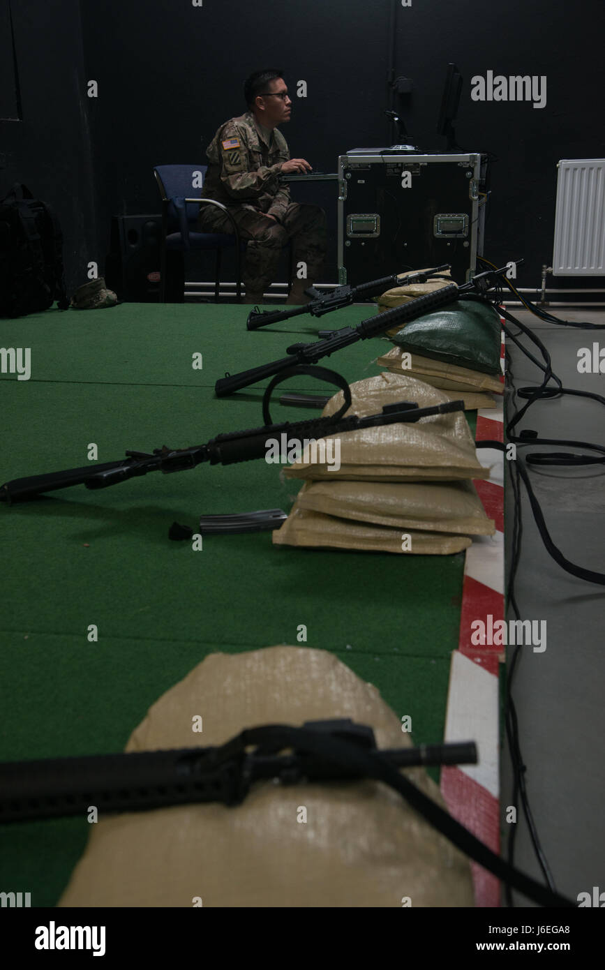 Army est 2000 hi-res stock photography and images - Alamy