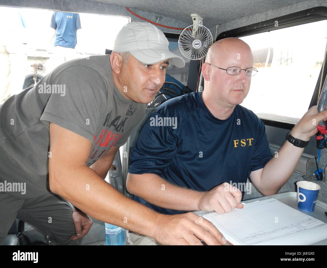 Naval oceangraphy hi-res stock photography and images - Alamy Naval oceangraphy hi-res stock photography and images - Alamy