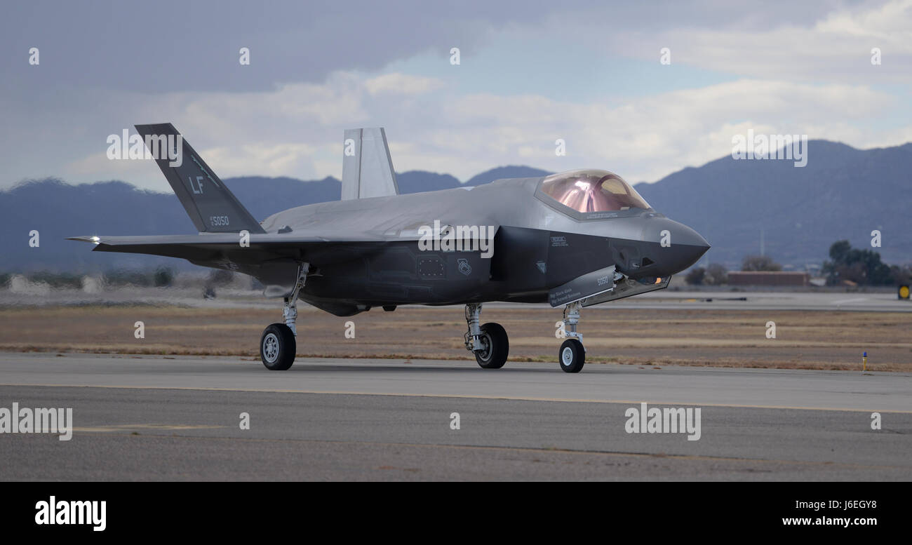 An F-35 taxis from the runway onto the flightline after successfully ...