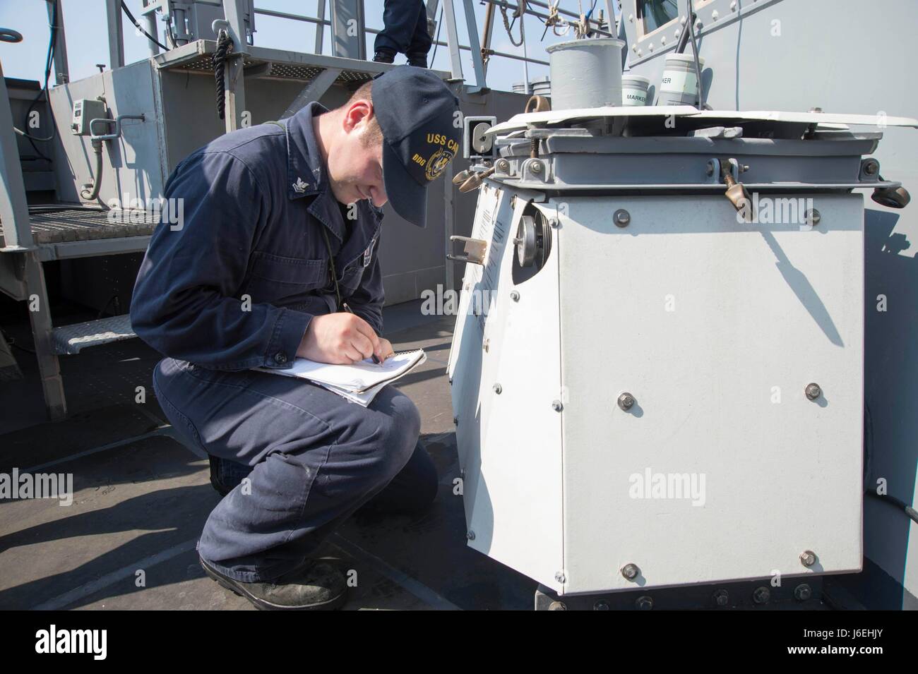 160813-N-ZE250-010 MEDITERRANEAN SEA (Aug. 13, 2016) -Fire Controlman ...