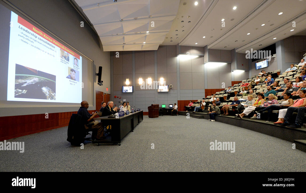 160817-N-PX557-026 NEWPORT, R.I. (Aug. 17, 2016) U.S. Naval War College ...