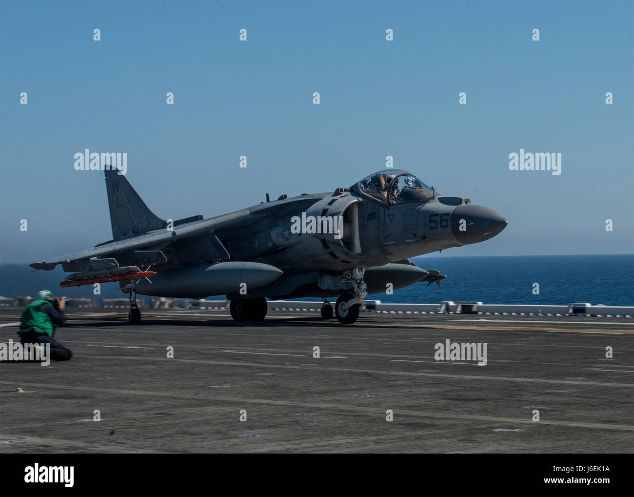 Photographs of uss perry hi-res stock photography and images - Alamy