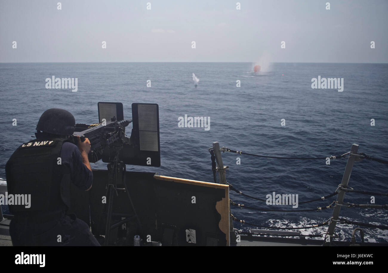 EAST CHINA SEA (Aug. 22, 2016) Gunner’s Mate 3rd Class Joshua Blaylock ...