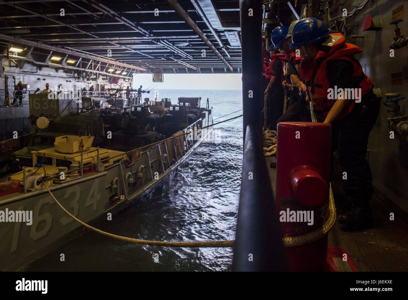 Landing craft utility lcu 1634 hi-res stock photography and images - Alamy
