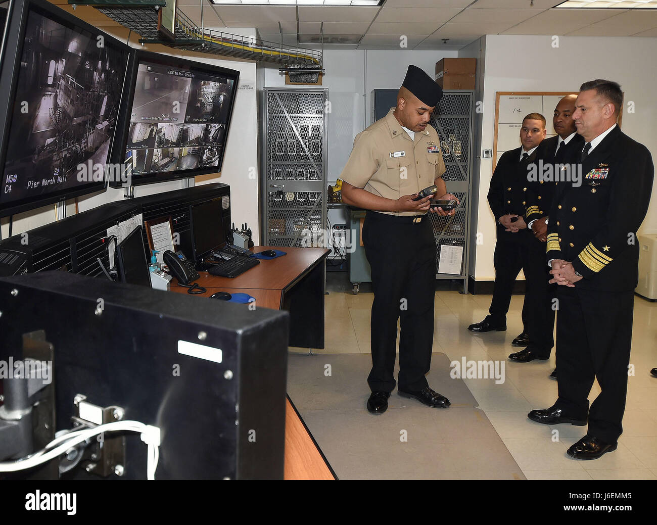 Petty officer 1st class daniel hi-res stock photography and images - Alamy