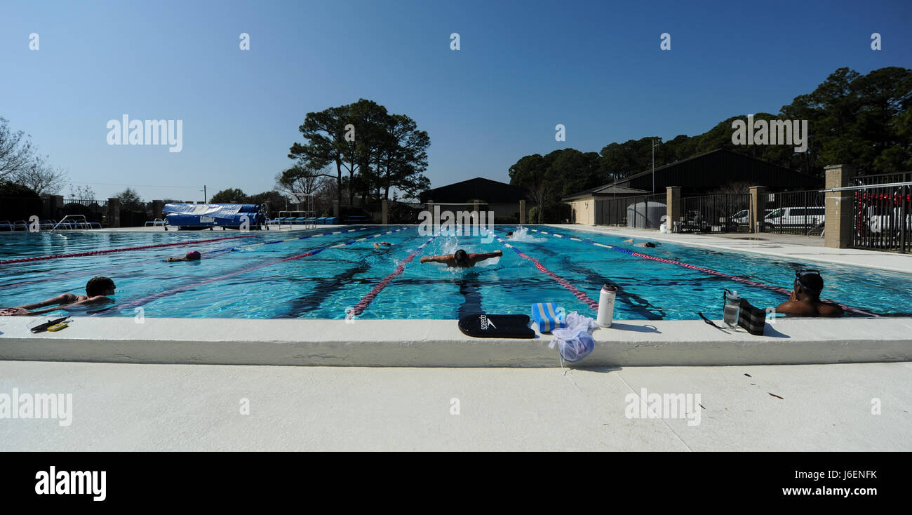 Air Commandos use Hurlburt Field Aquatic Center pool for training and ...