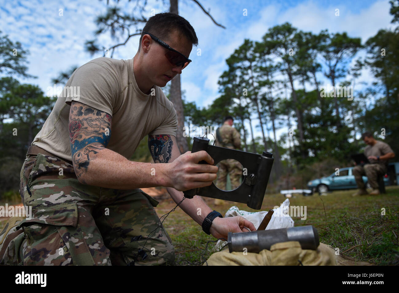 Rocket wrench hi-res stock photography and images - Alamy