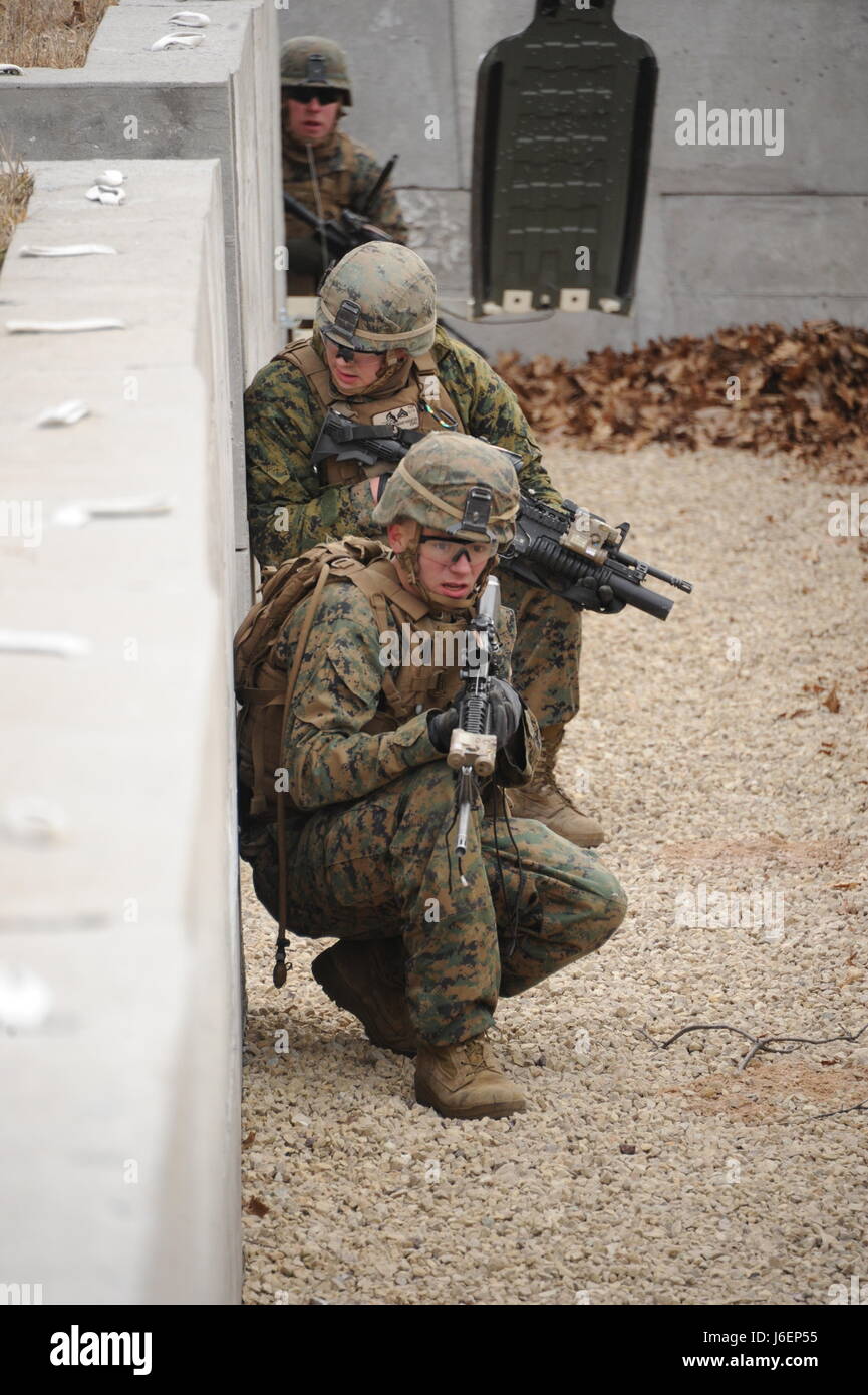 U.S. Marines with Fox Company, 2nd Battalion, 24th Marines of the 23rd ...