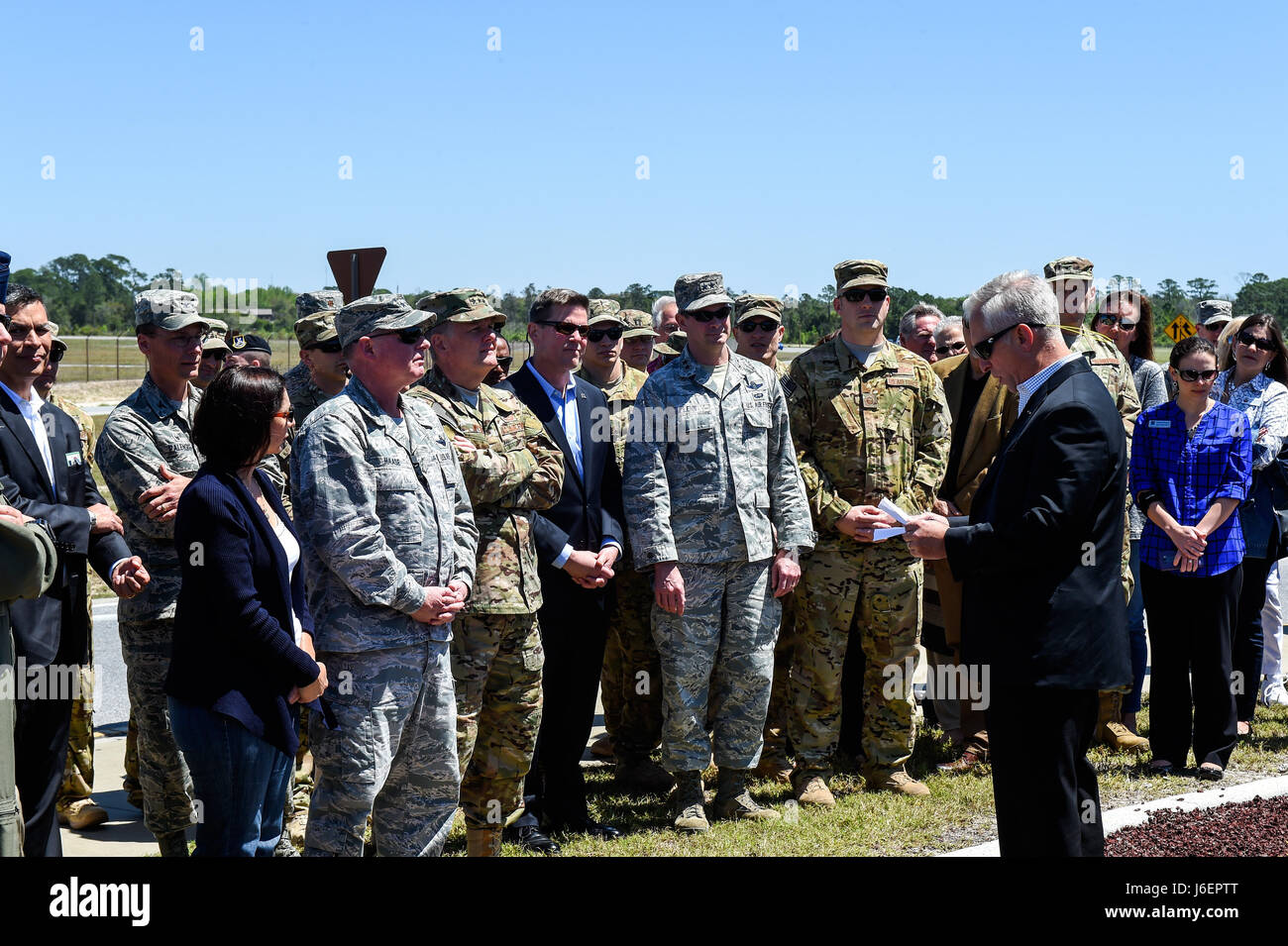 Hank Sanders, Boeing director of special operations forces programs ...