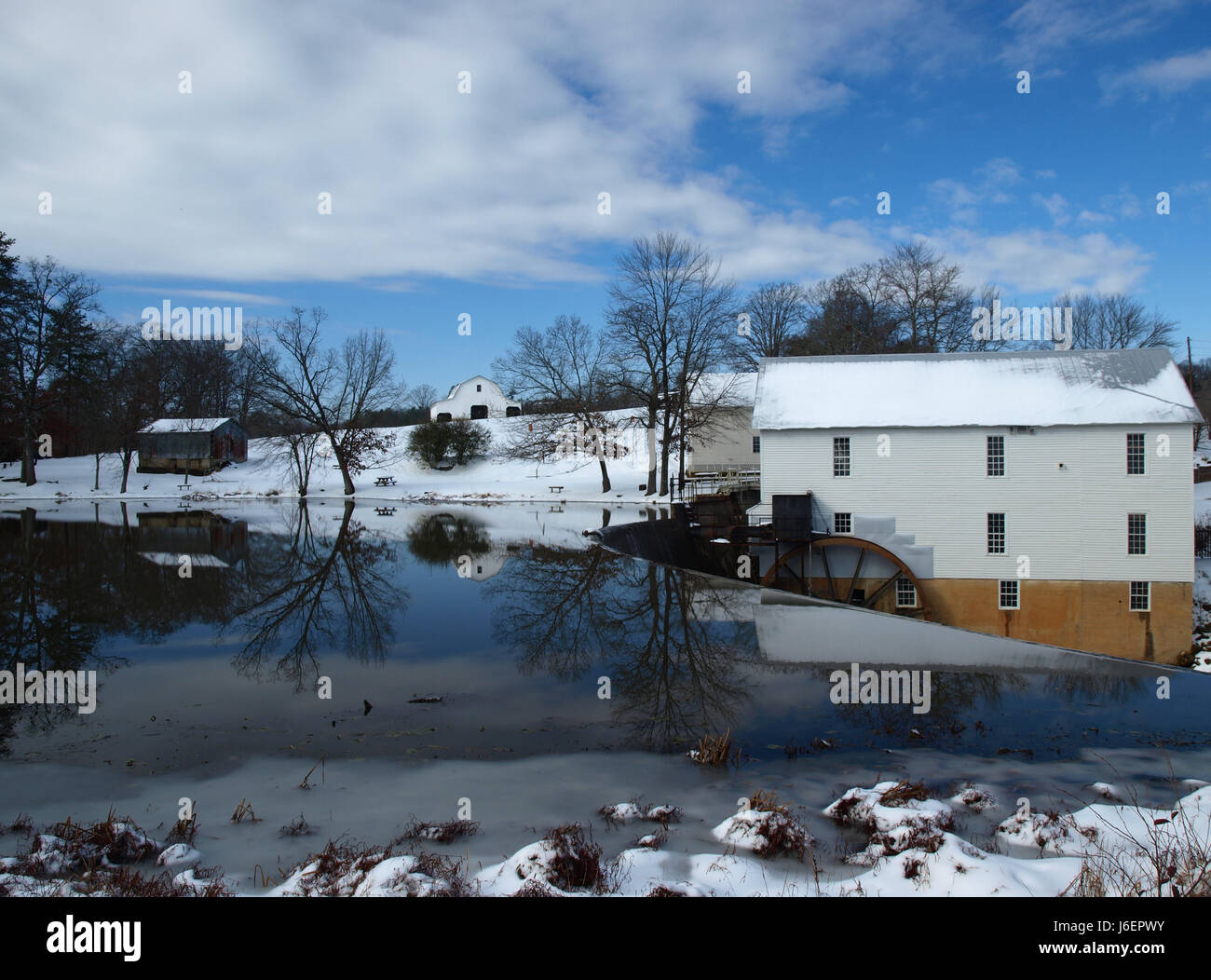 winter snow coke cocaine material drug anaesthetic addictive drug barn ...