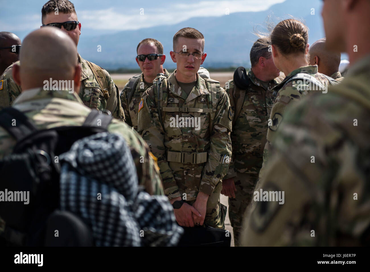Soldiers from 2nd Battalion, 153rd Infantry Regiment, 39th Infantry ...