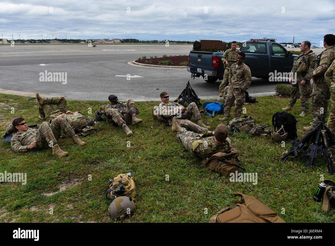 Combat aviation advisor students with the 6th Special Operations ...