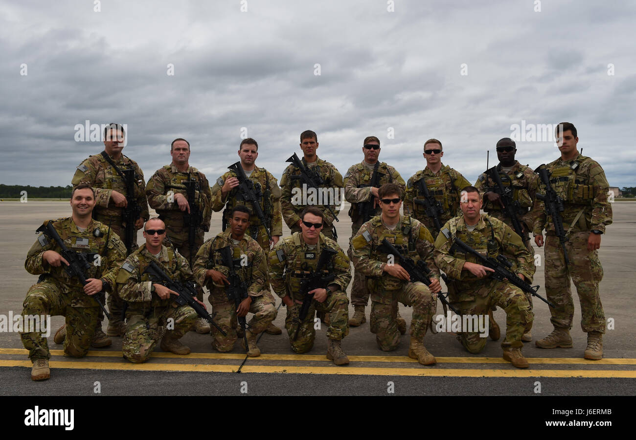 Combat aviation advisor students with the 6th Special Operations ...