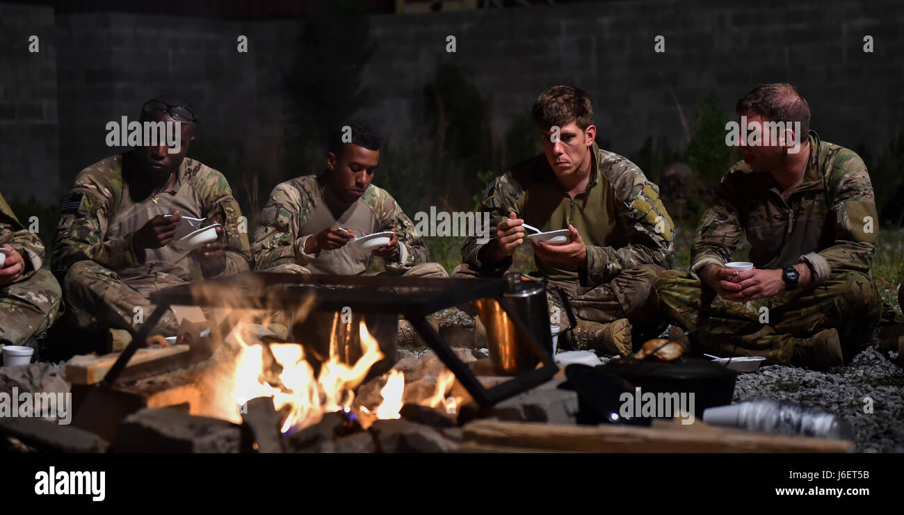 Combat aviation advisor students with the 6th Special Operations ...