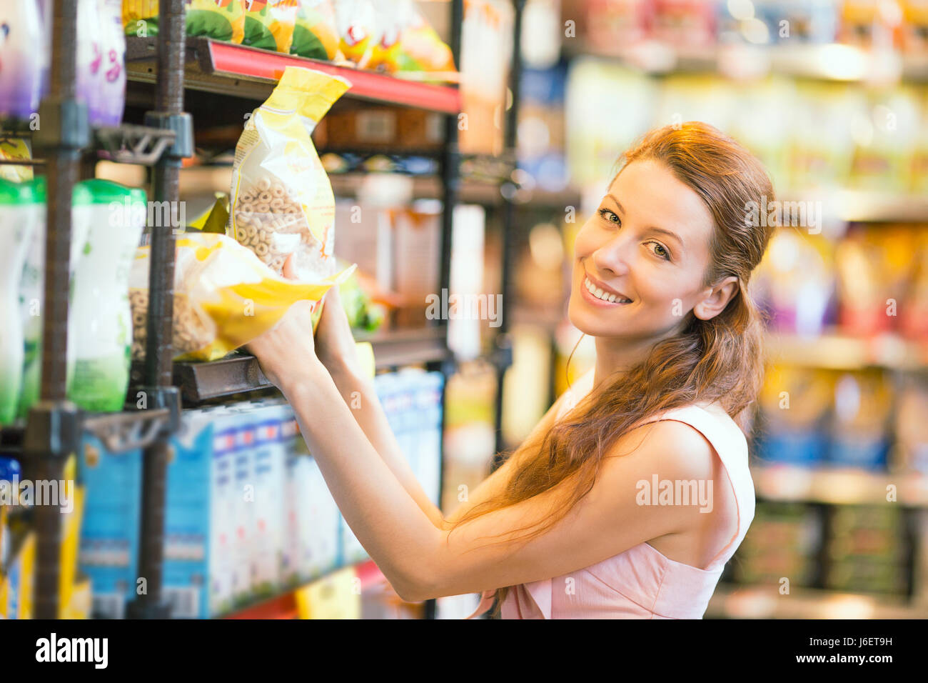 Closeup portrait Beautiful attractive young, happy, smiling Woman ...