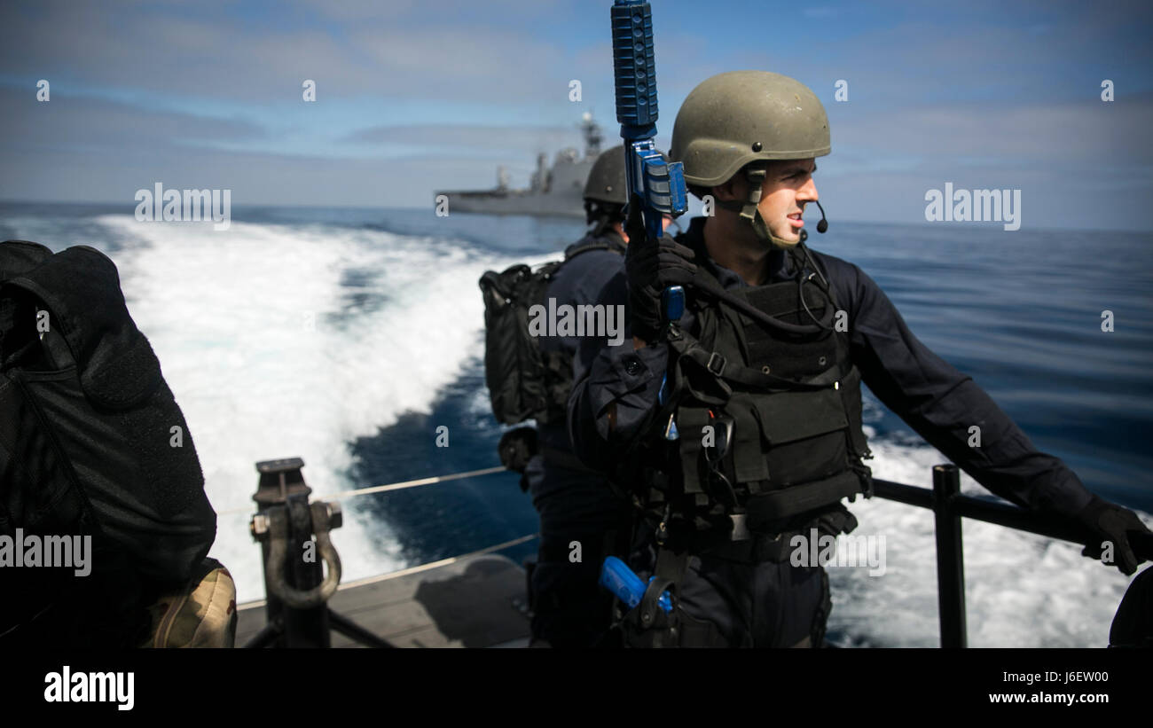 PACIFIC OCEAN – Ens. Berran Gomen the fire control officer of the Visit ...
