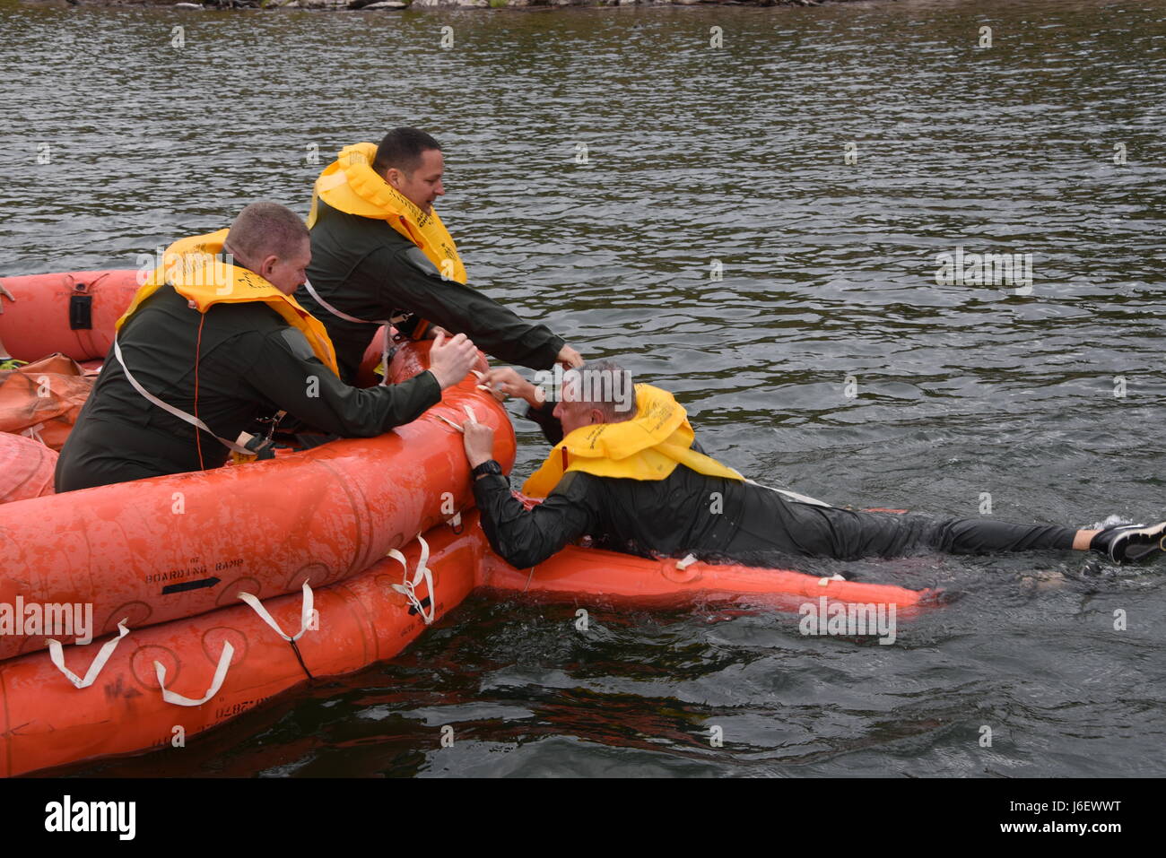20 man life raft hi-res stock photography and images - Alamy