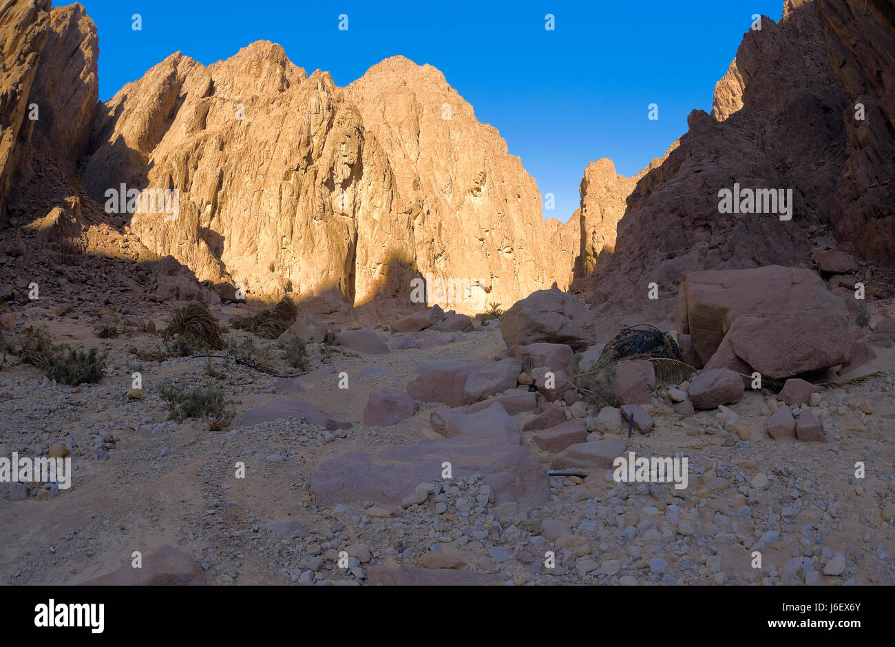 desert wasteland africa egypt Canyon wadi stones desert wasteland ...
