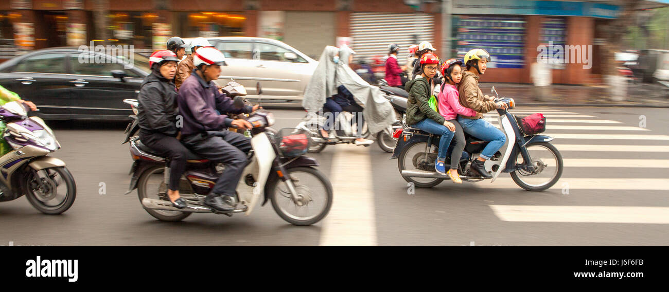 Scooters, Hanoi, Vietnam Stock Photo - Alamy