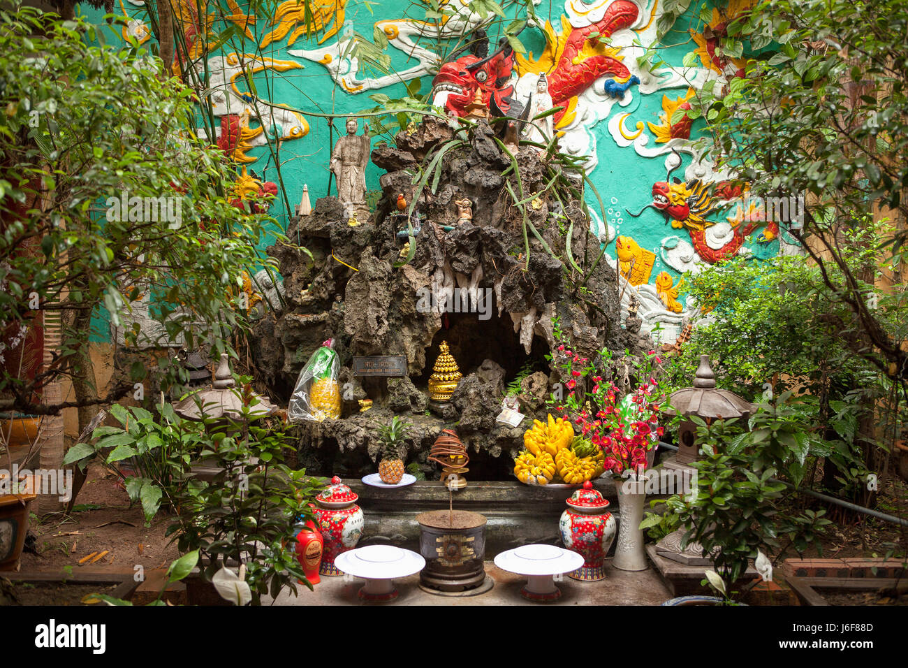 Bach Ma Temple, Hanoi, Vietnam Stock Photo - Alamy