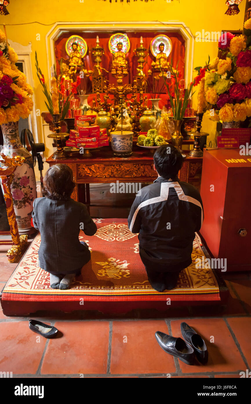 Bach Ma Temple, Hanoi, Vieptnam Stock Photo - Alamy