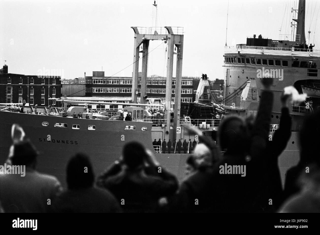 Falklands supplies hi-res stock photography and images - Alamy