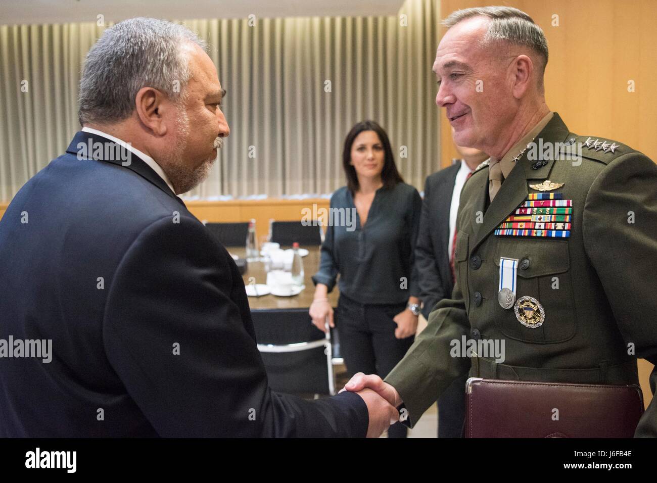 Marine Corps Gen. Joseph F. Dunford Jr., chairman of the Joint Chiefs of Staff, meets with ...