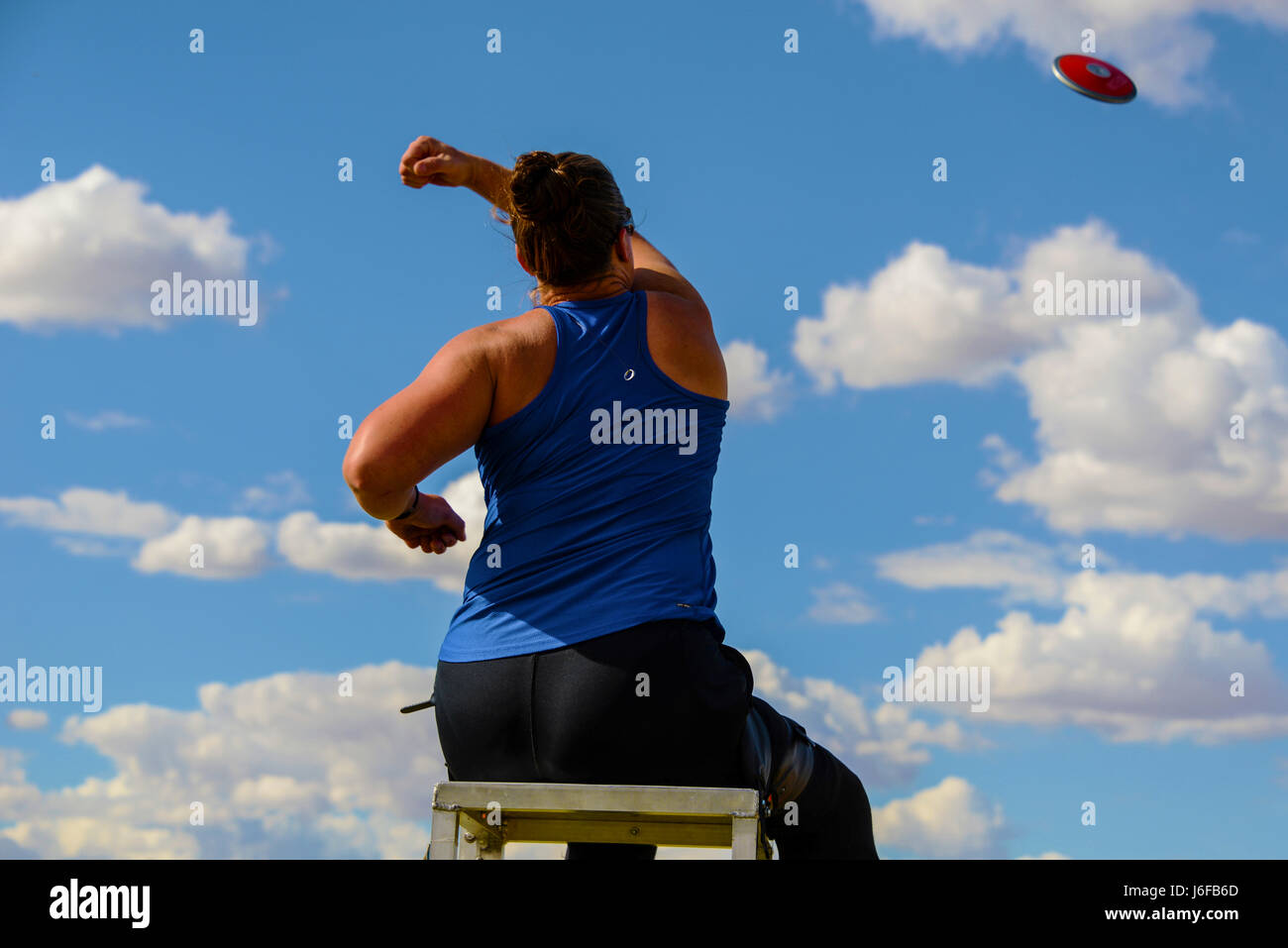Discus competitor hi-res stock photography and images - Alamy