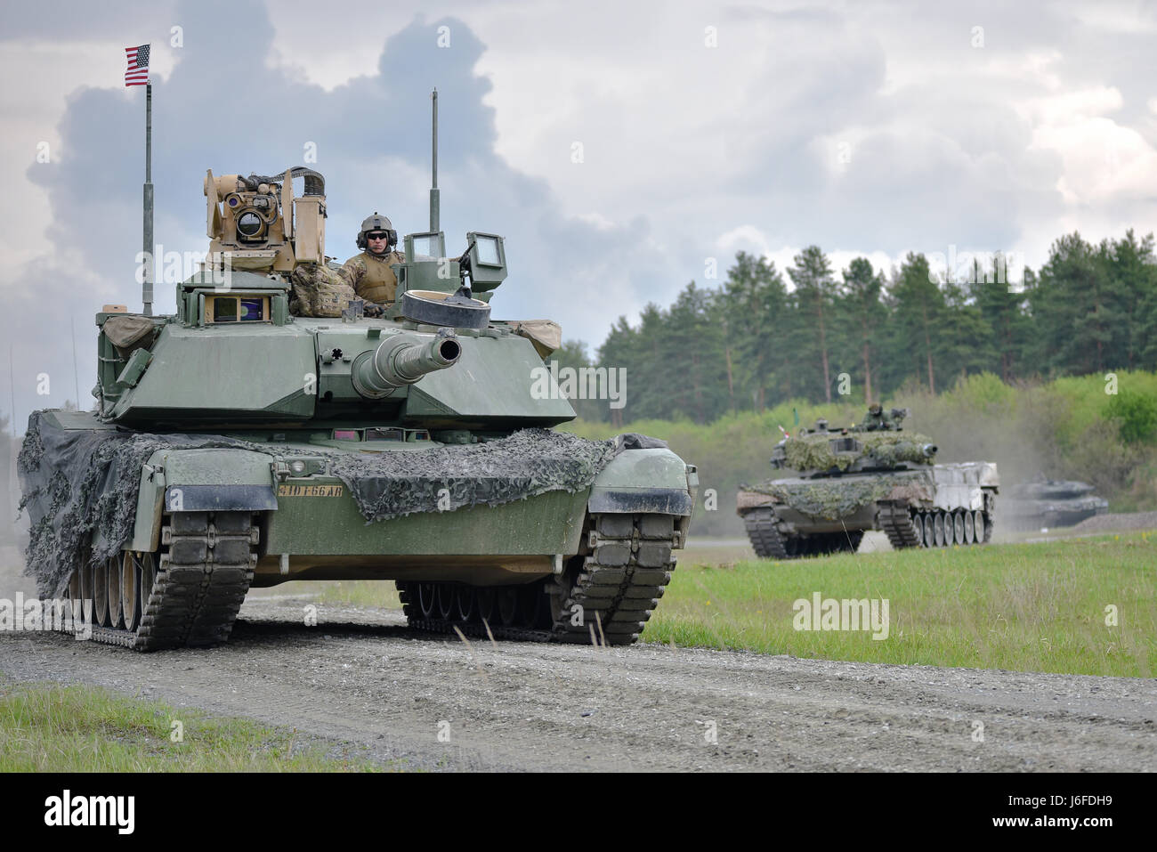 Nato tanks hi-res stock photography and images - Alamy