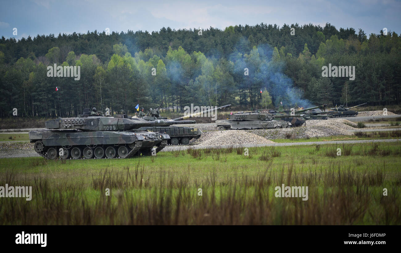 Tanks from six nato partner hi-res stock photography and images - Alamy