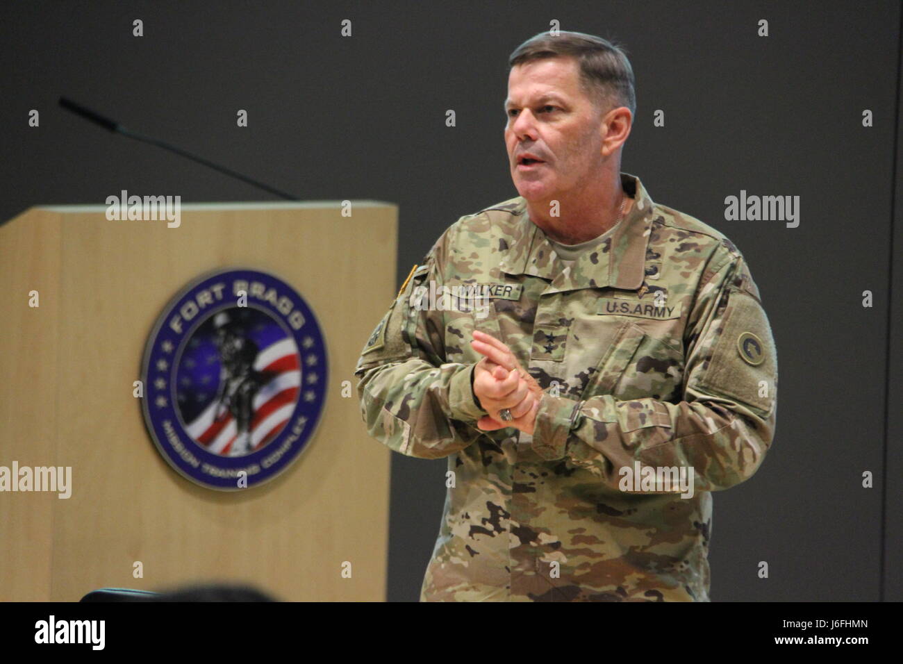 Maj. Gen. Flem B. Walker Jr., commanding general of the 1st Sustainment ...