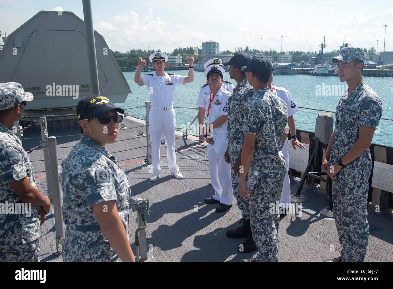 170517-N-PD309-030 CHANGI NAVAL BASE, Singapore (May 17, 2017) Lt ... 170517-N-PD309-030 CHANGI NAVAL BASE, Singapore (May 17, 2017) Lt ...