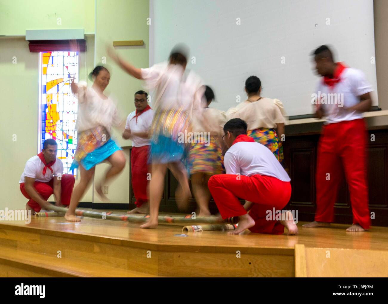 Tinikling hi-res stock photography and images - Alamy