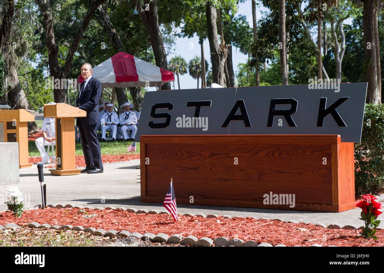 30 uss stark memorial hi-res stock photography and images - Alamy