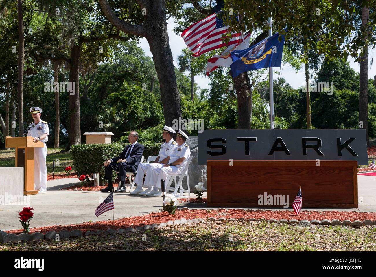 30 uss stark memorial hi-res stock photography and images - Alamy