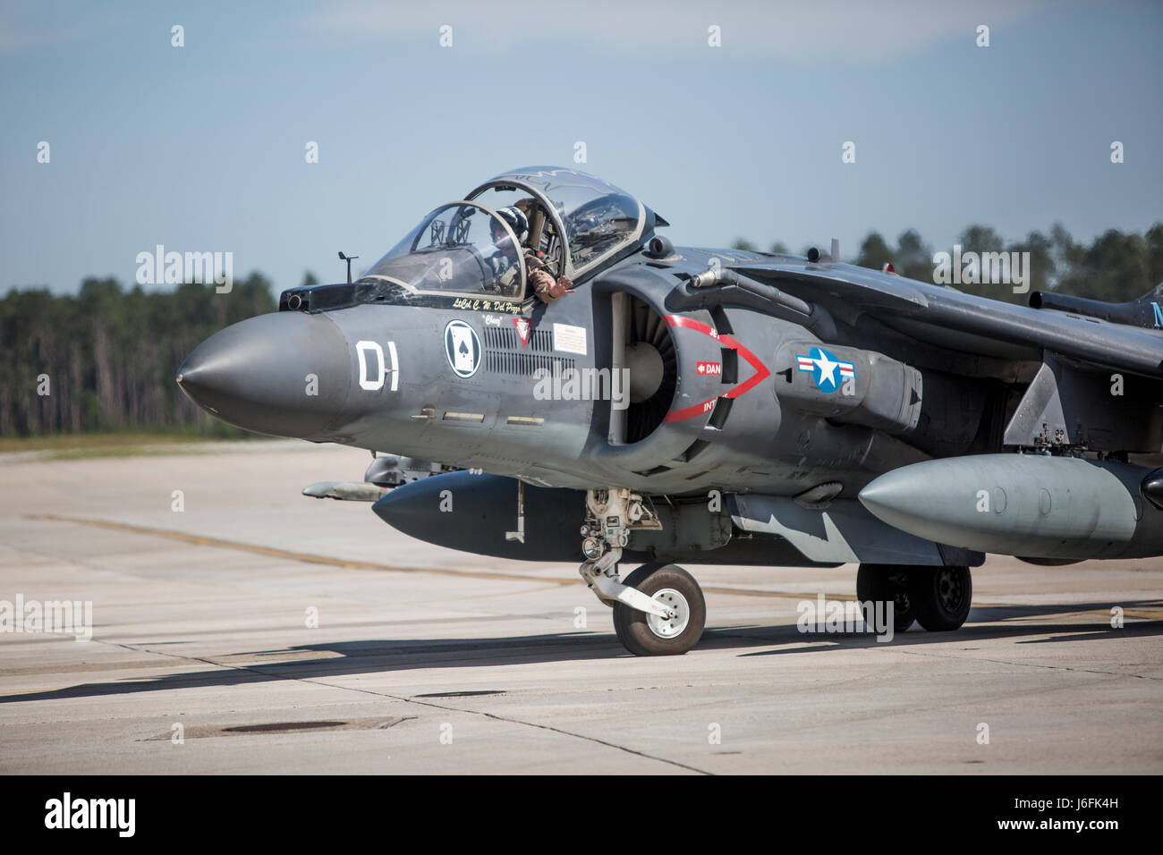 An AV-8B Harrier assigned to Marine Attack Squadron (VMA) 231, is ...