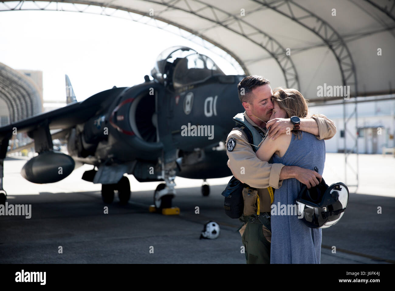 A Marine from VMA-231 returns from deployment to Marine Corps Air ...