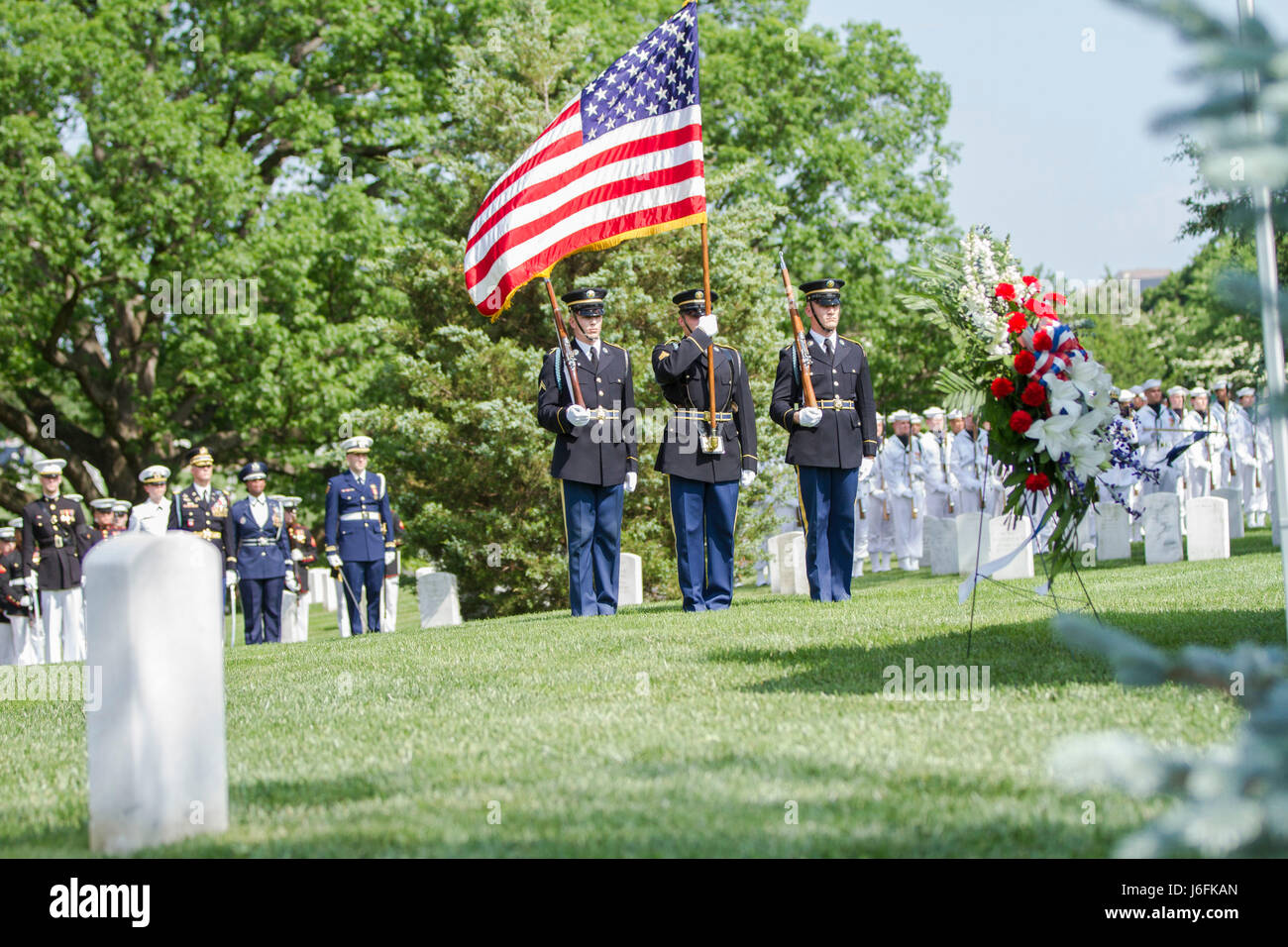 Ceremonial units from the 3d U.S. Infantry Regiment (The Old Guard ...