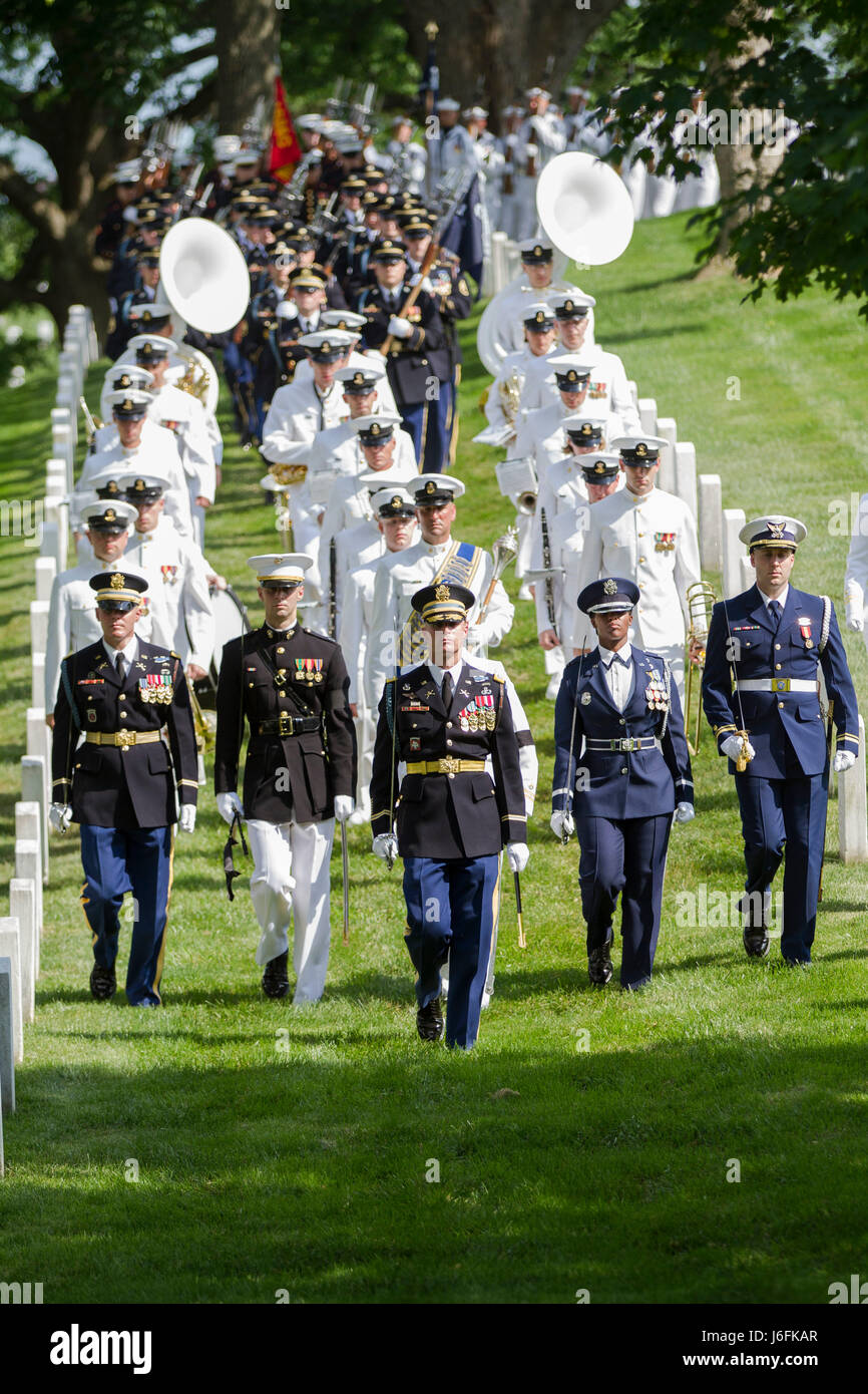 Ceremonial units from the 3d U.S. Infantry Regiment (The Old Guard ...