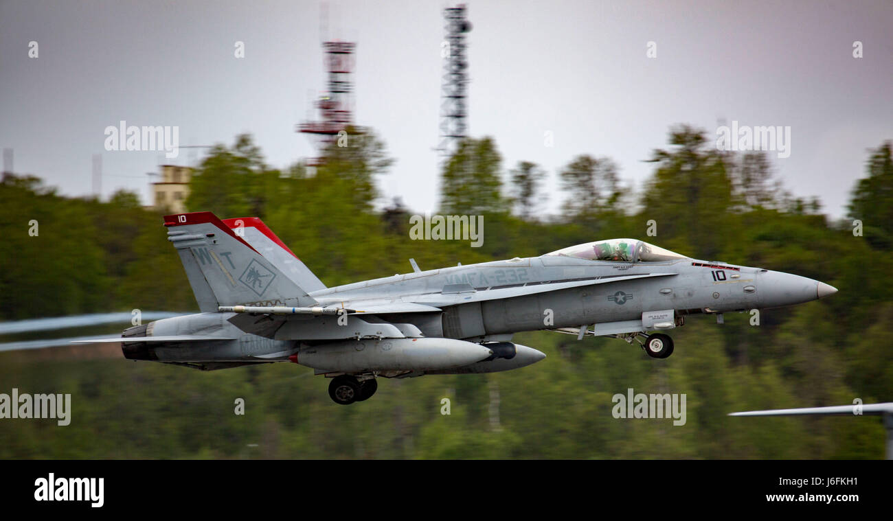 Marine Fighter Attack Squadron (VMFA) 232 conducts flight operations ...