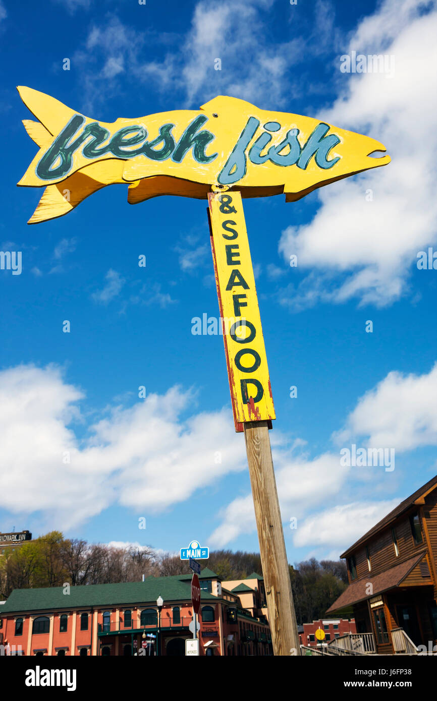 Marquette Michigan Upper Peninsula UP Lake Superior,Lakeshore Boulevard ...