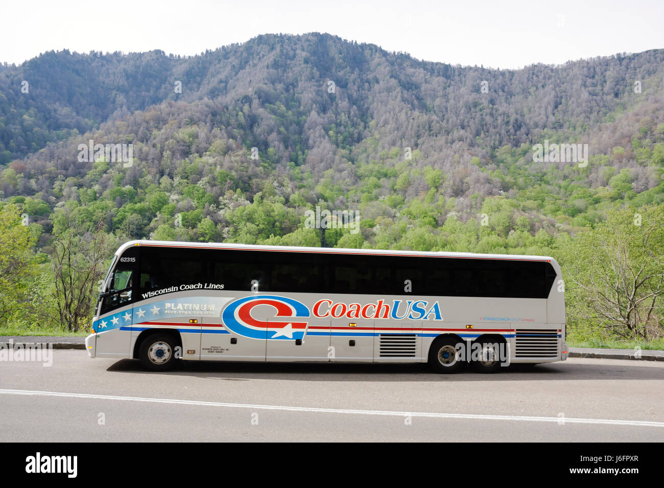 Tennessee Great Smoky Mountains National Park,tour bus,coach,overlook ...