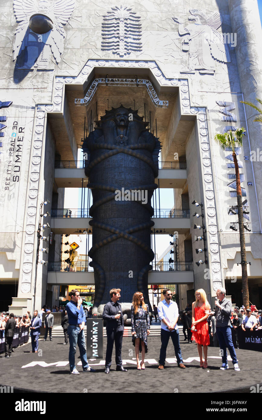 The mummy 2017 jake johnson hi-res stock photography and images - Alamy