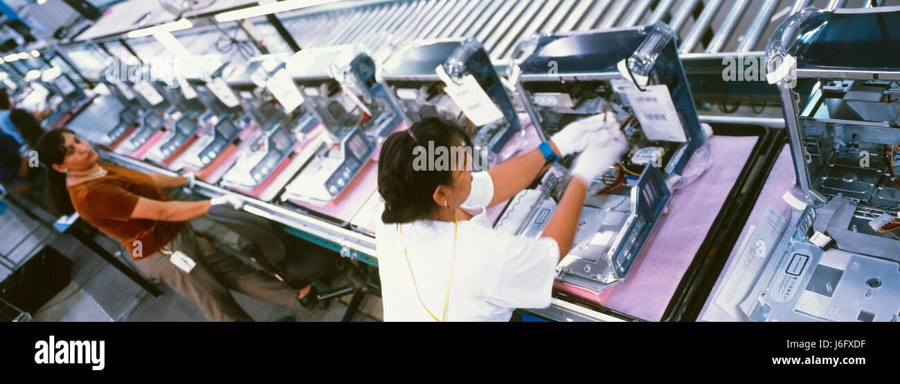 Apple computer assembly line hi-res stock photography and images - Alamy