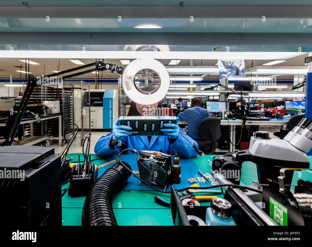 Feb 18, 2011 - Fremont, California, U.S. - SeaMicro Inc. is thriving by ...