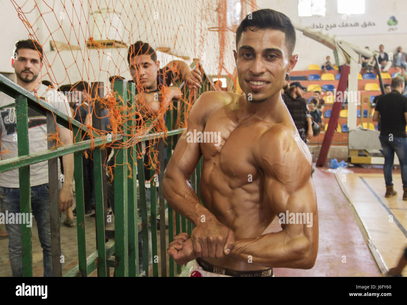 Gaza City, The Gaza Strip, Palestine. 20th May, 2017. A Palestinian man ...