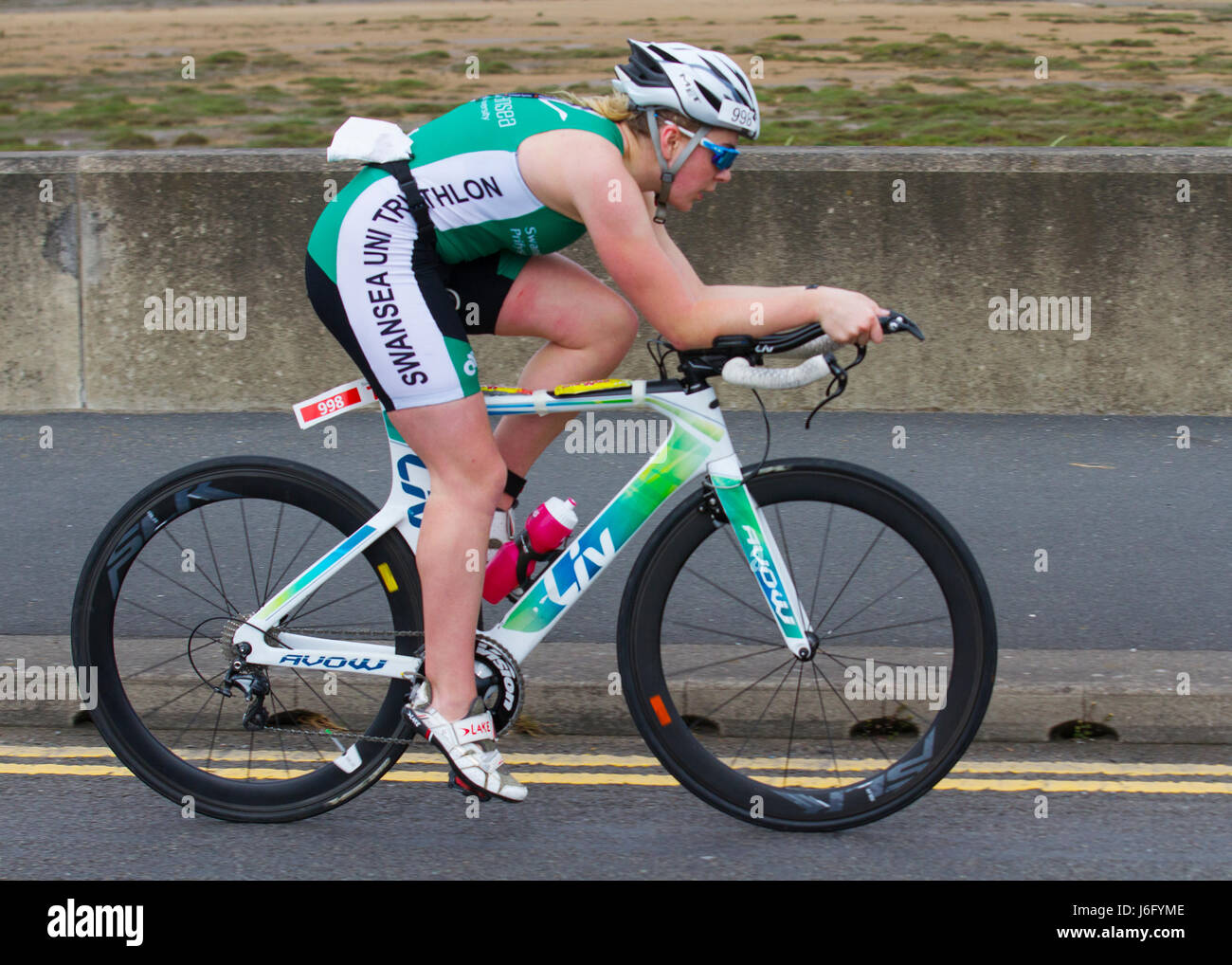 Female competitors take part in the gruelling British Triathlon Major ...